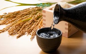 Vietnamese Drinks with Alcohol: Traditional & Popular Picks